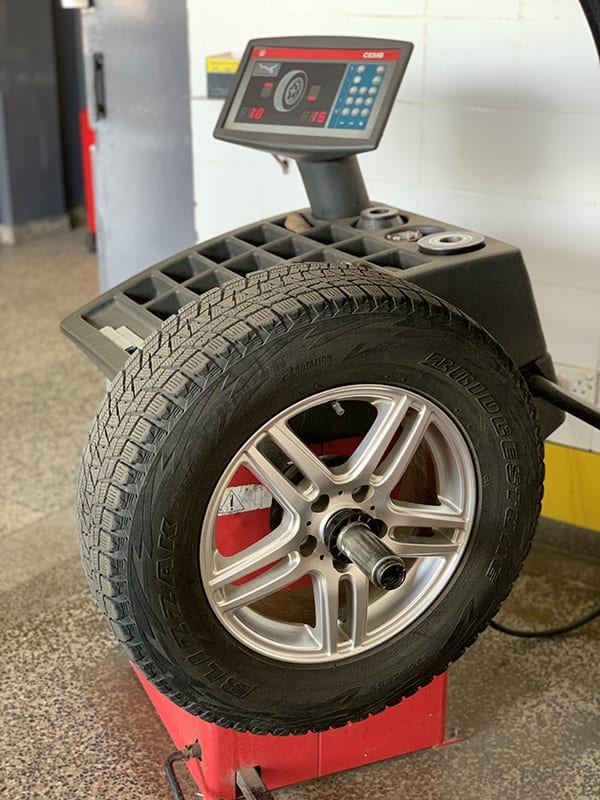 Wheel Balancing – PASS & SUV – XpressFit – Tyre & Service Centre